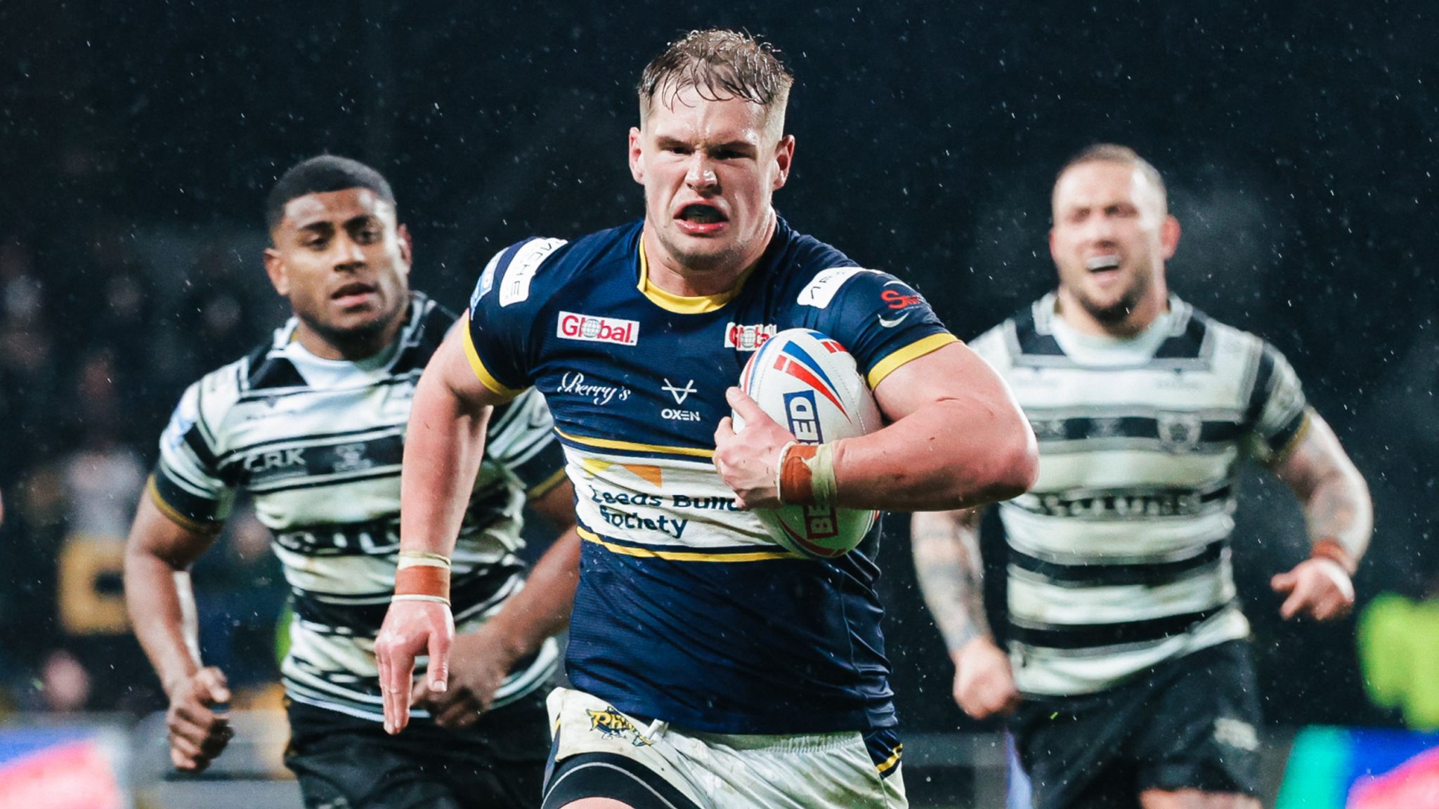 Super League: Hull Kingston Rovers stun St Helens | Huddersfield Giants ...