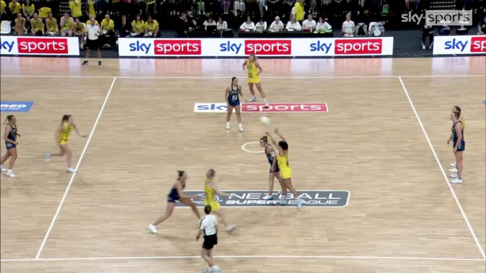 Manchester Thunder 65-63 Leeds Rhinos | Netball Super League highlights ...