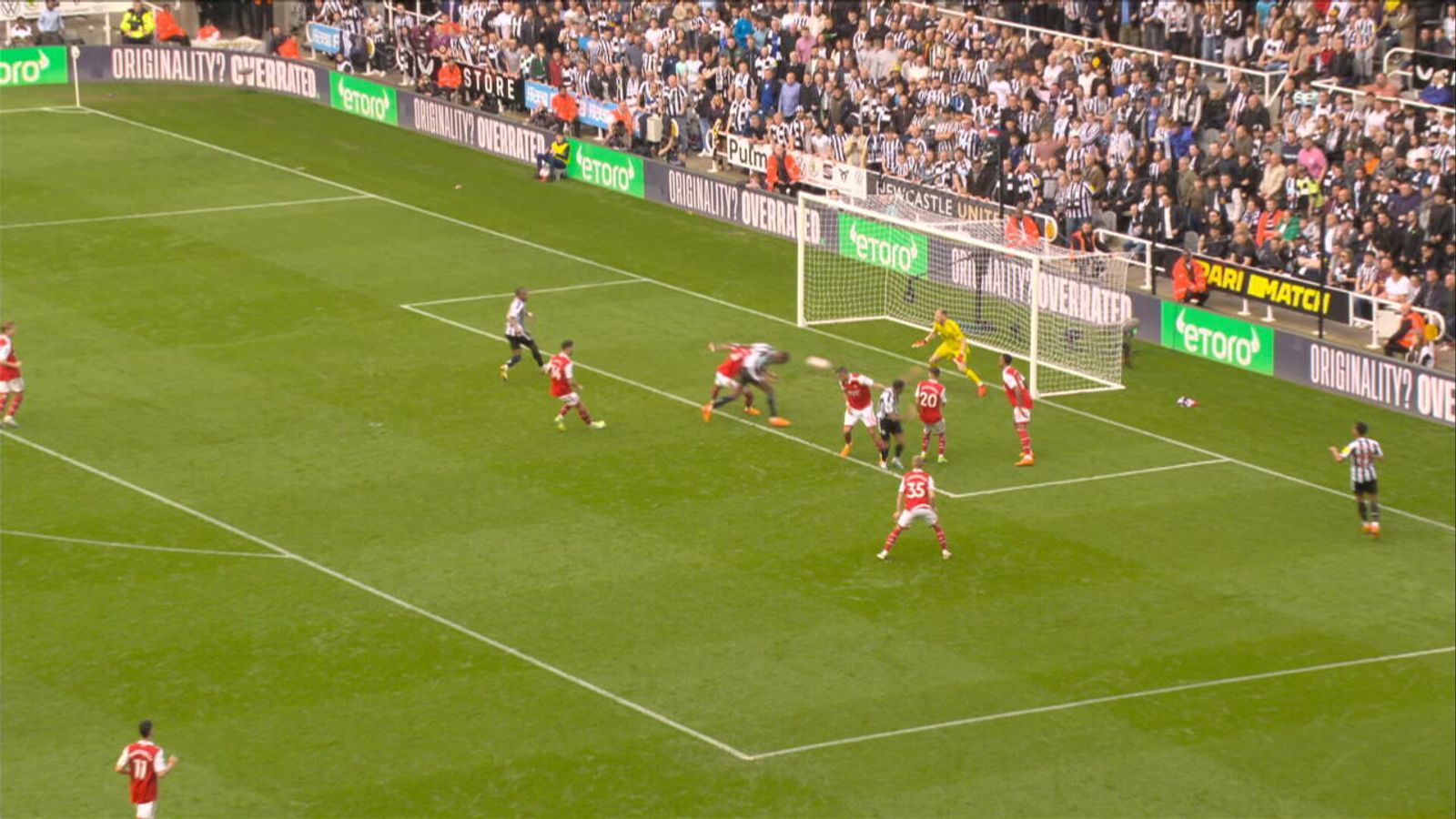 Isak hits post with charging header | Football News | Sky Sports