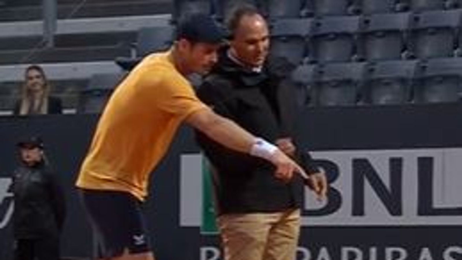 Andy Murray in heated confrontation with umpire during Fabio Fognini defeat! | Tennis News | Sky ...