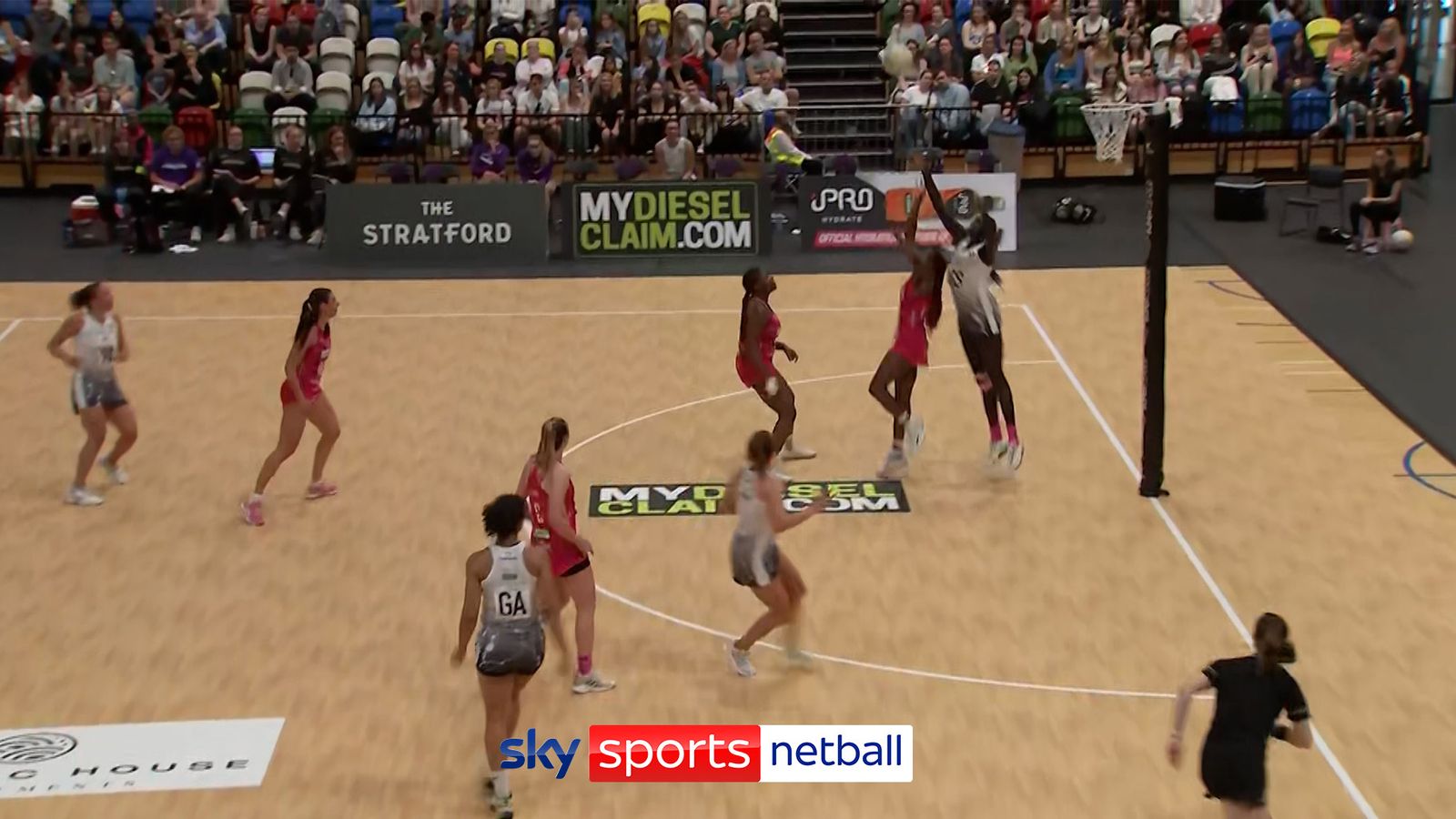 London Pulse 61-58 Lougborough Lightning | Netball Super League ...