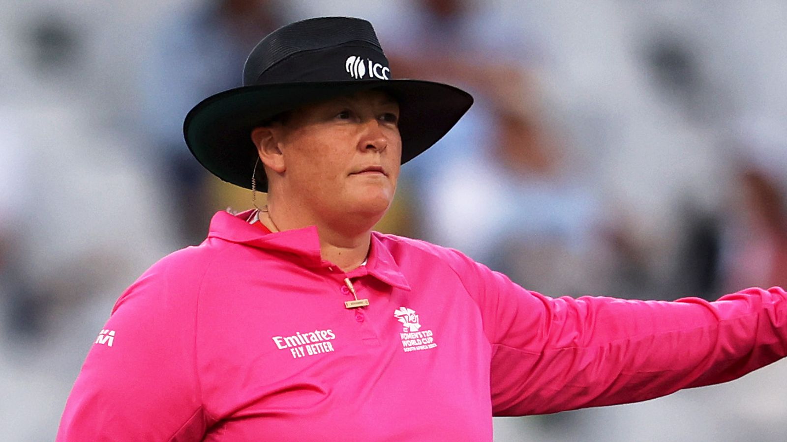 Sue Redfern becomes Vitality Blast's first female umpire | 'I'm pleased ...