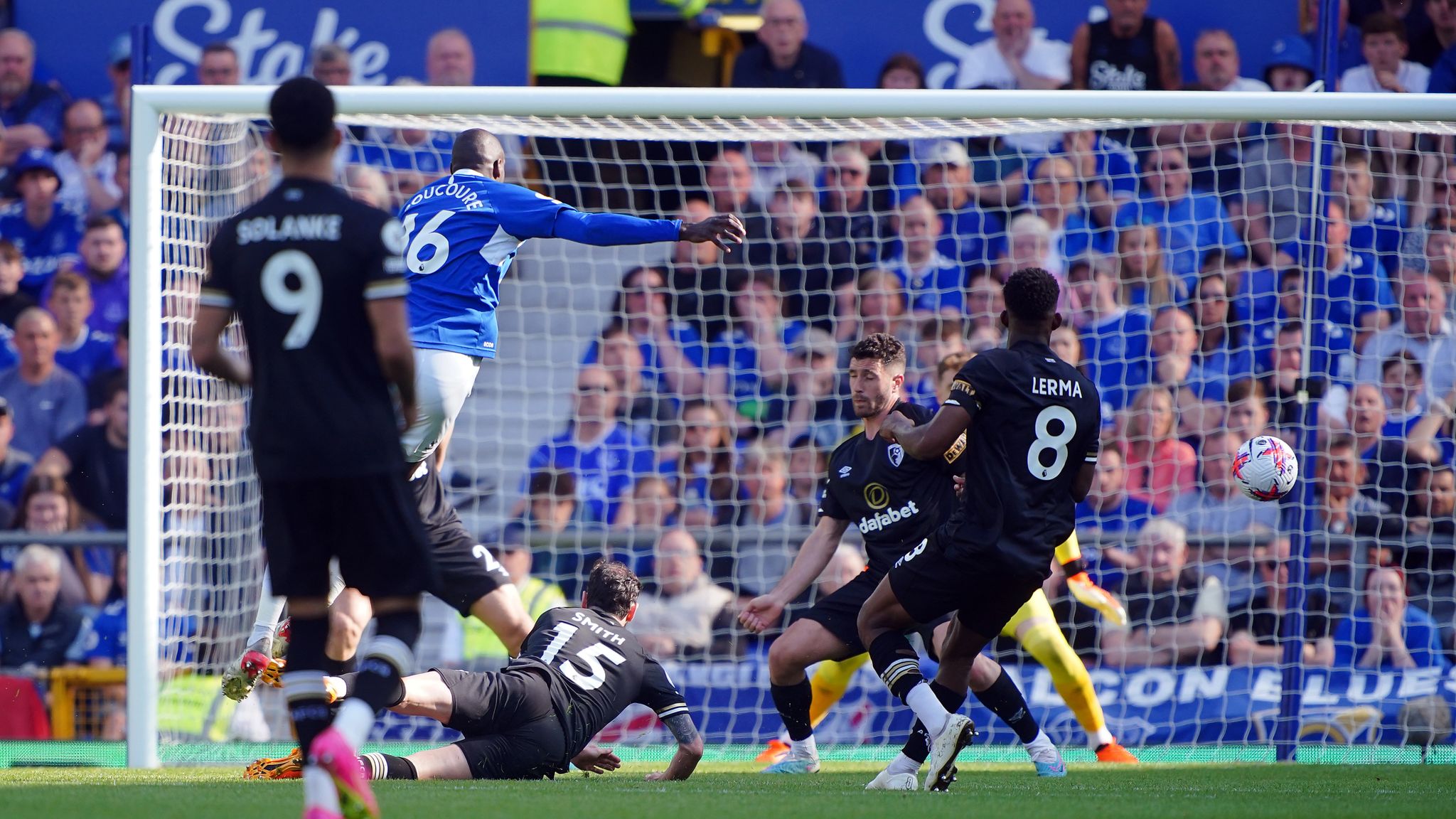 Everton 1 - 0 Bournemouth - Match Report & Highlights