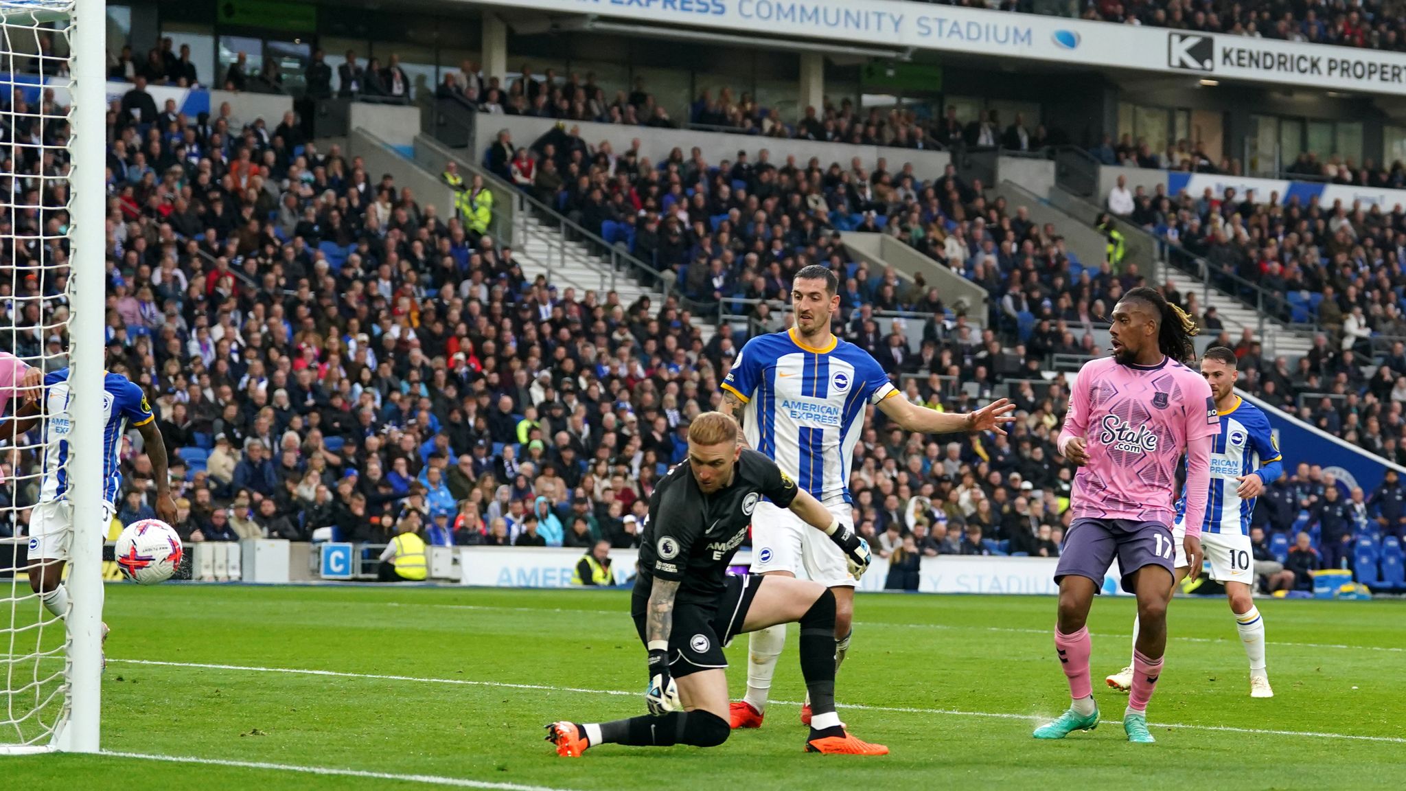 Brighton 1-5 Everton: Abdoulaye Doucoure and Dwight McNeil score twice ...