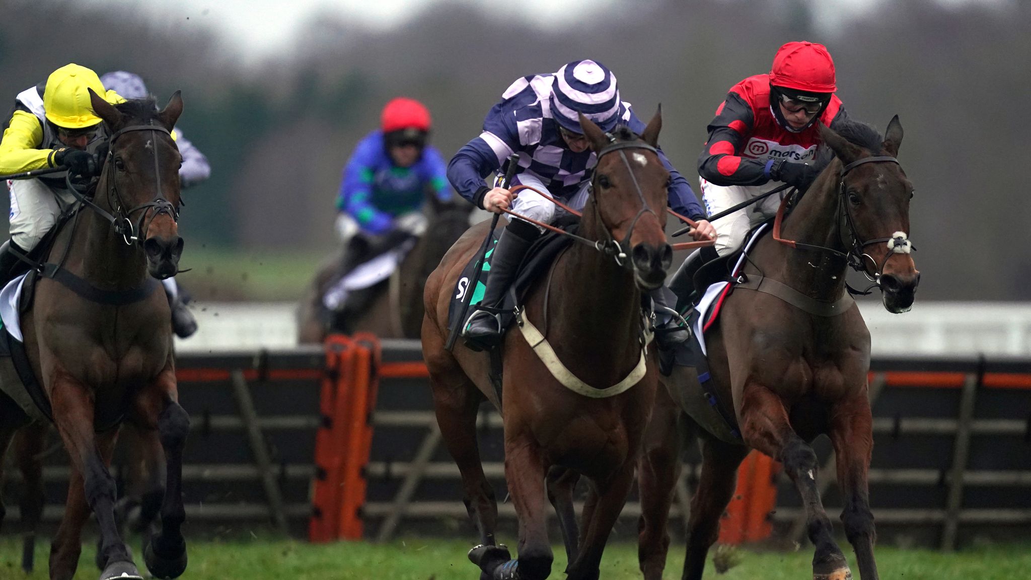 Today on Sky Sports Racing: Gary Moore sends team of five to family ...