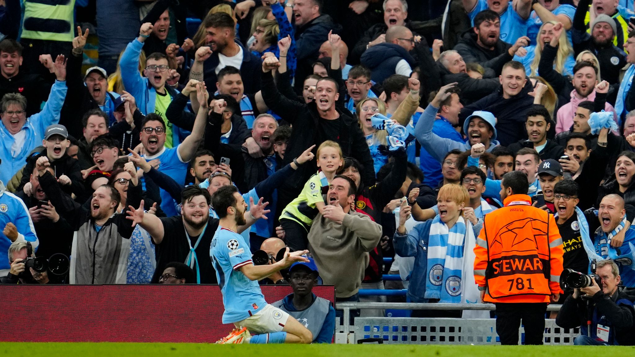 Man City 4-0 Real Madrid (agg 5-1): Bernardo Silva scores two as ...