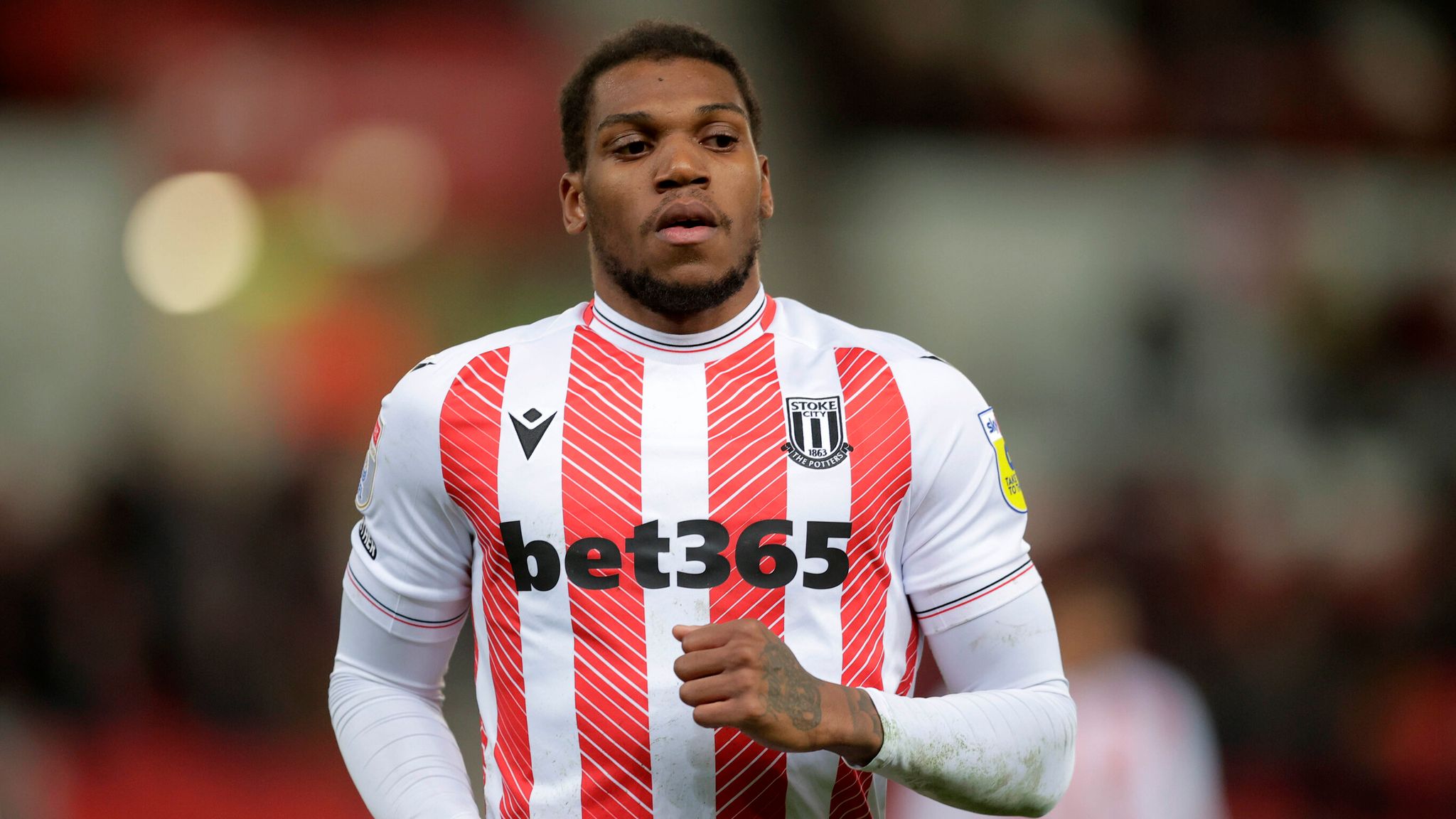 Dujon Sterling: Rangers complete signing of Chelsea academy graduate ...