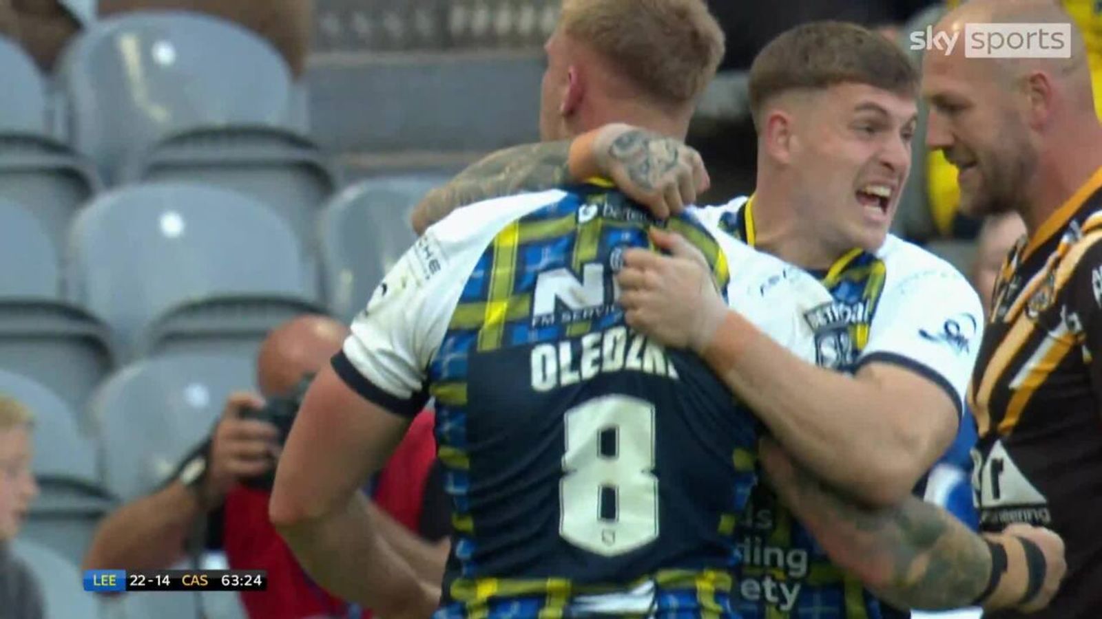 Mikolaj Oledzki puts Leeds 10 points in front | Rugby League News | Sky ...