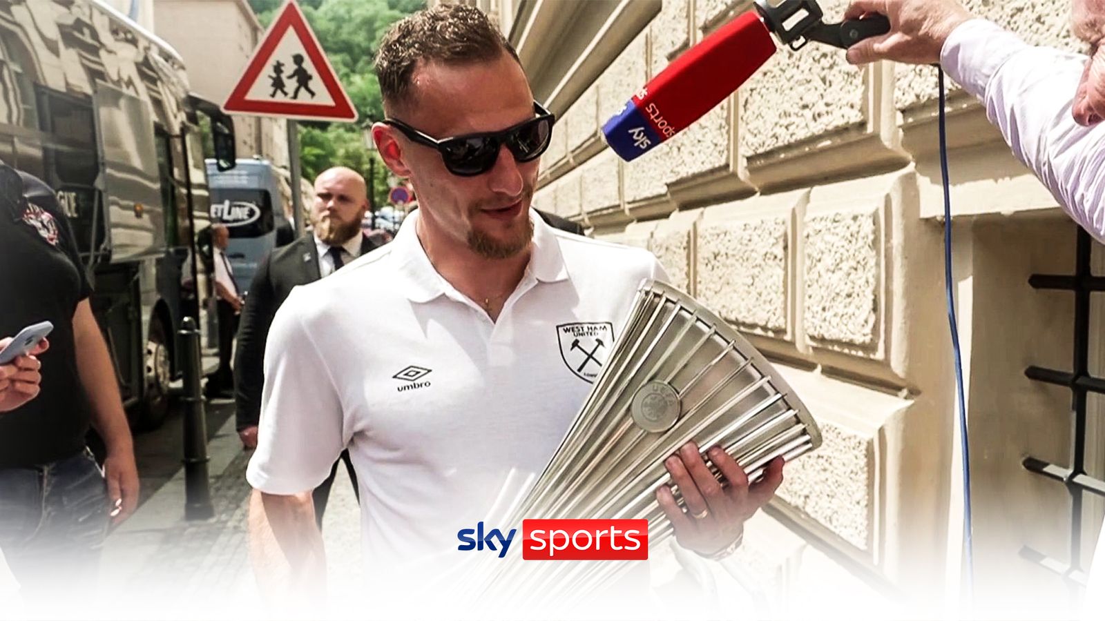 Vladimir Coufal: Conference League a proper trophy | 'West Ham fans ...