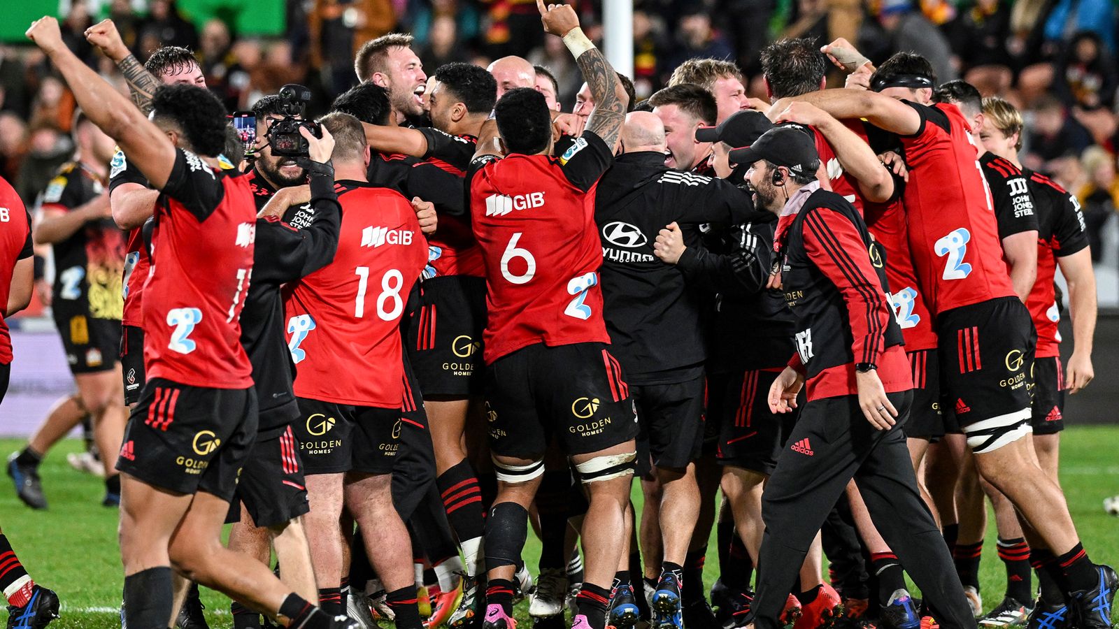 Super Rugby Pacific final: Crusaders claim 25-20 victory over Chiefs to ...