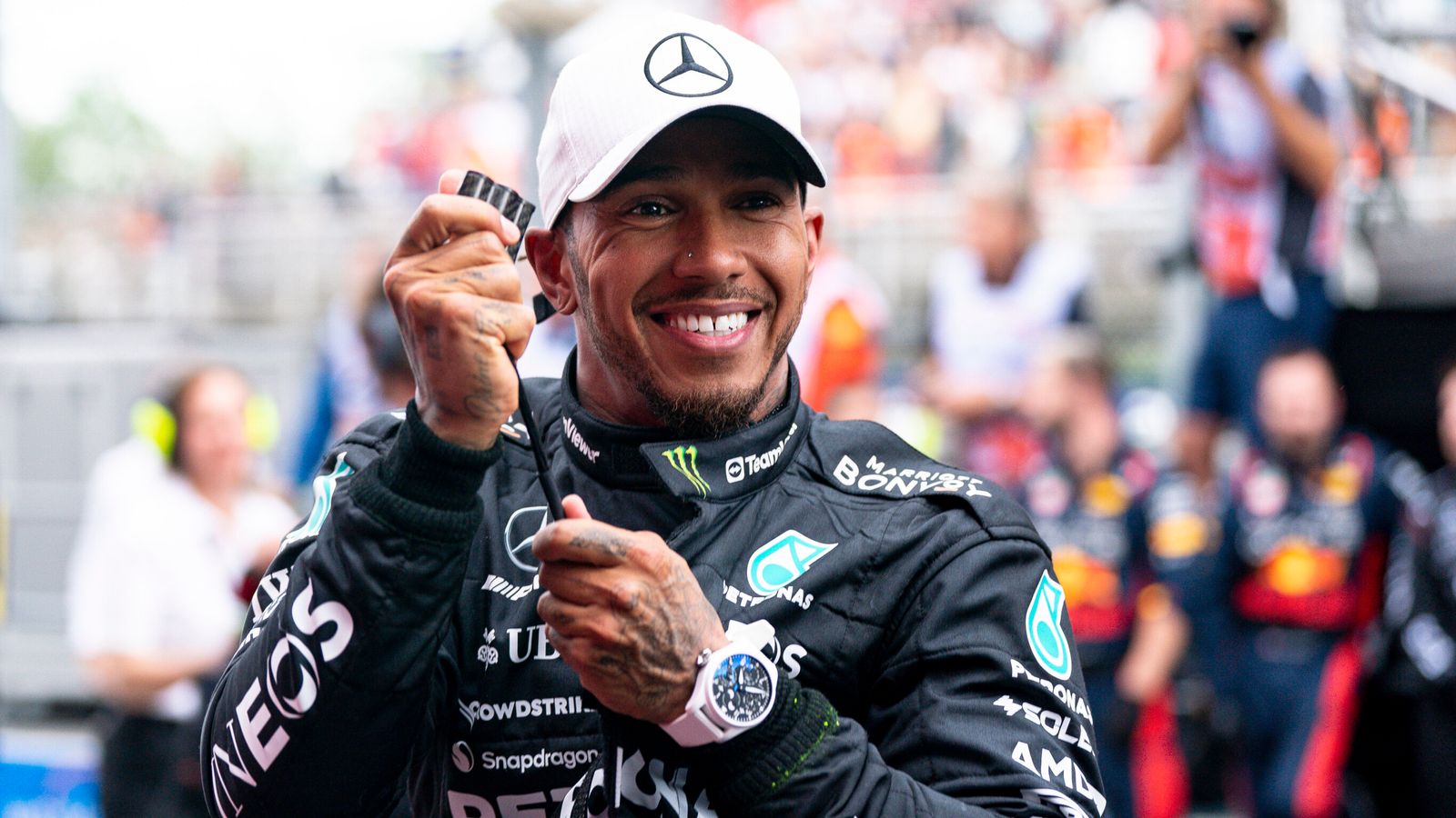 Lewis Hamilton confirms Mercedes F1 contract talks with Toto Wolff on Monday after Spanish Grand ...