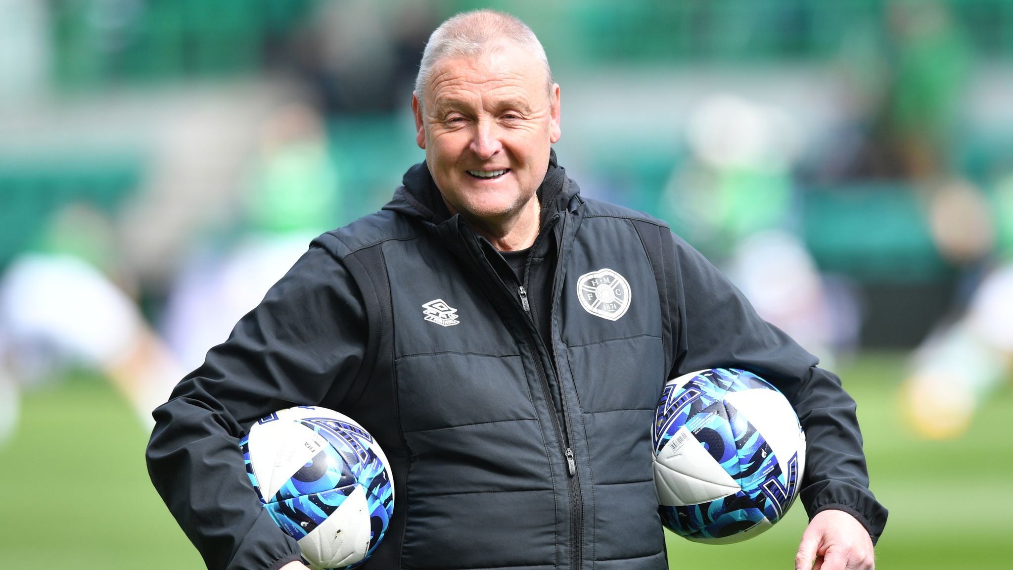 Steven Naismith stays at Hearts as technical director with Frankie ...