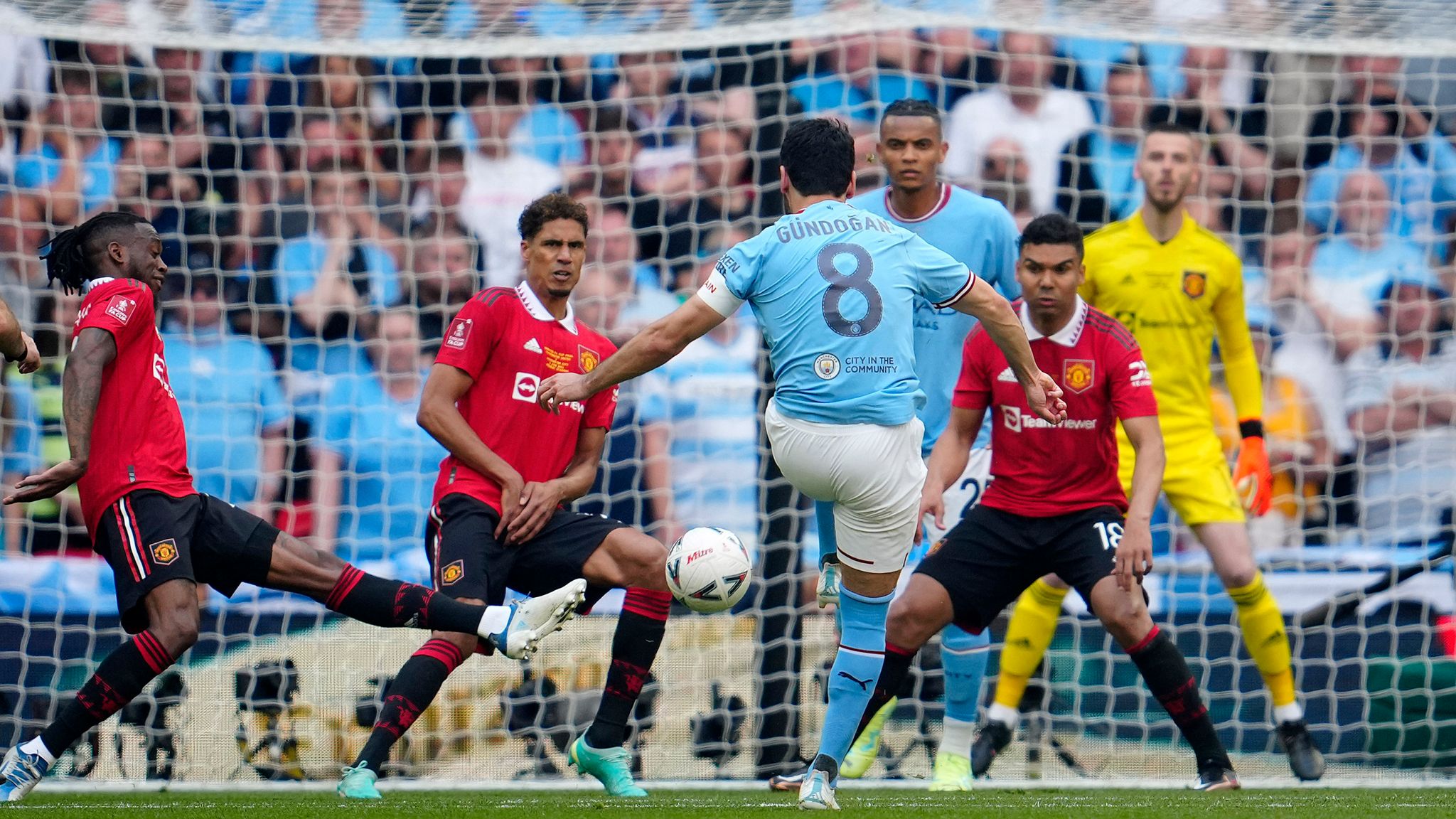 Man City 2-1 Man Utd: Ilkay Gundogan's double puts City on the brink of ...