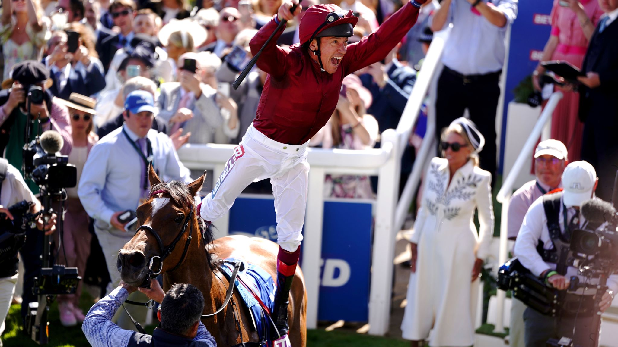 Betfred Oaks: Magnificent seventh victory for retiring Frankie Dettori ...