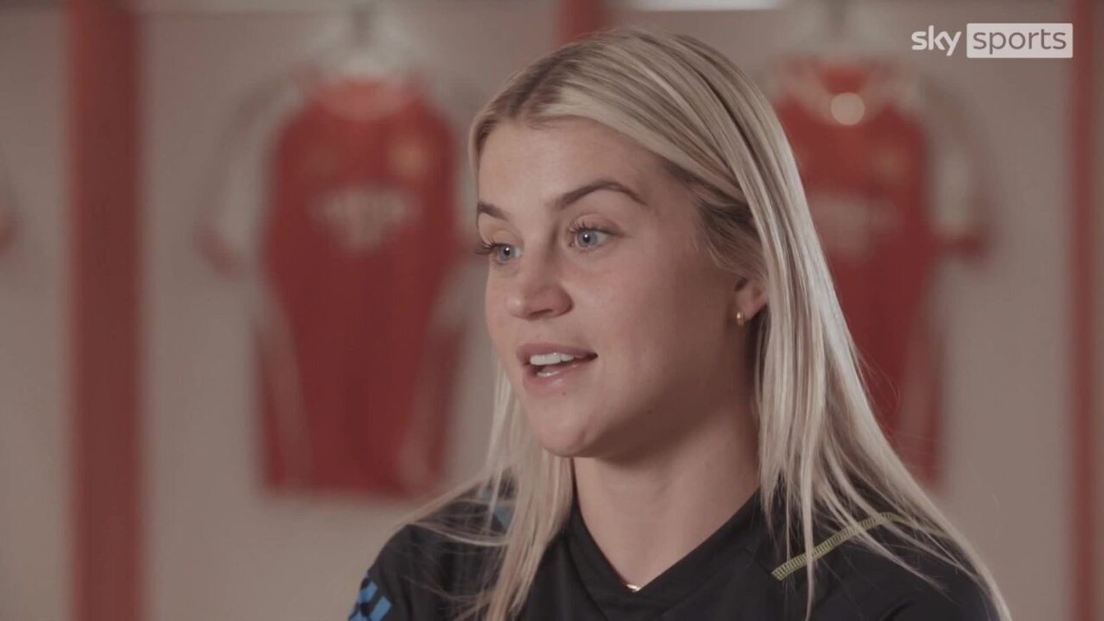 Alessia Russo: Why Arsenal's new striker leads race to be Lionesses ...