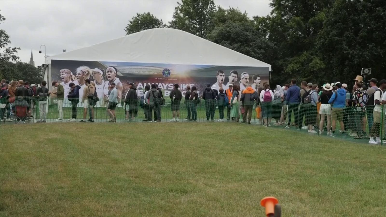 Wimbledon queue condemned by fans as the 'worst' they have ever seen ...