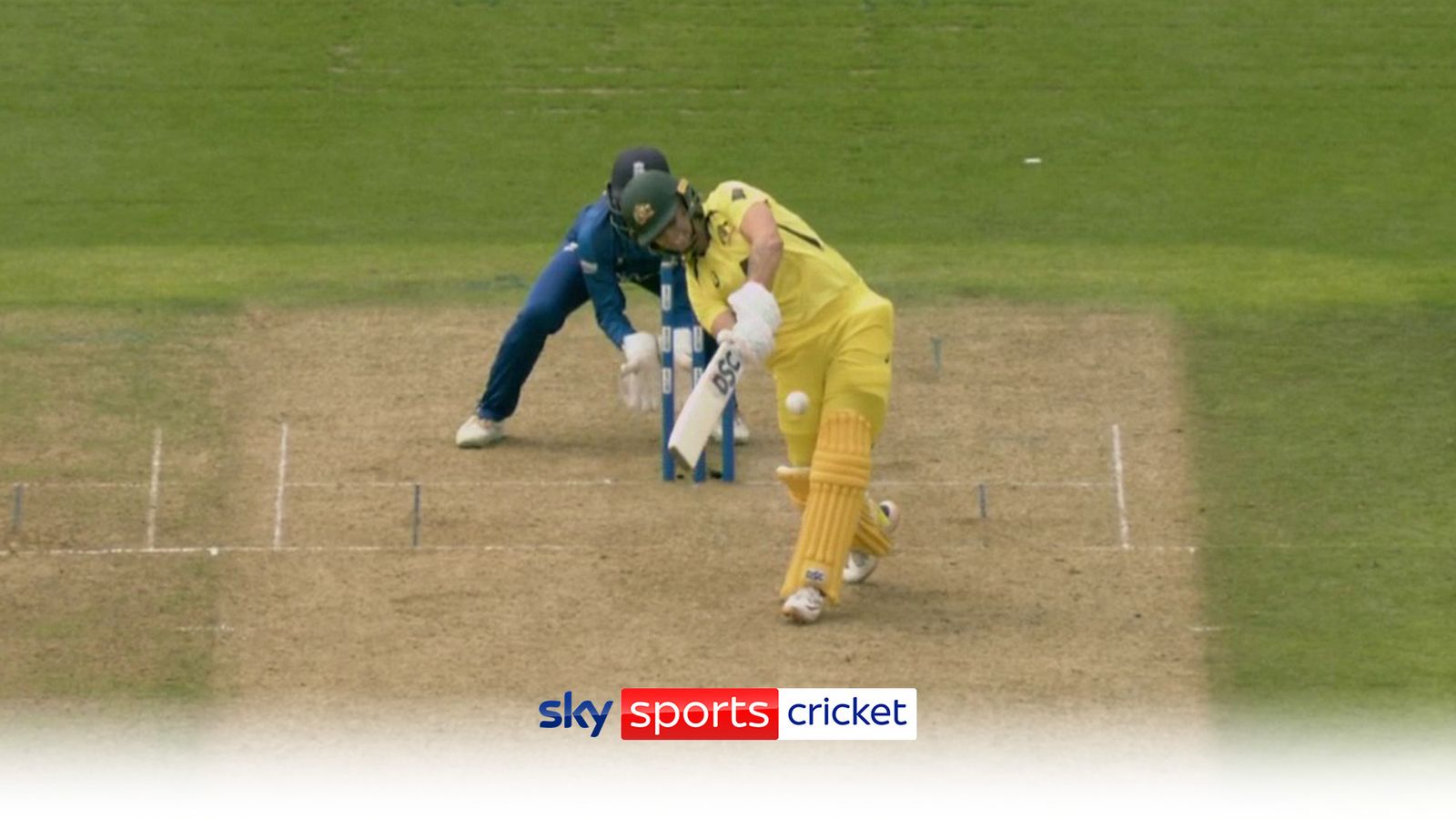 'Beautiful shot' | Ashleigh Gardner hits first six of the day | Cricket ...