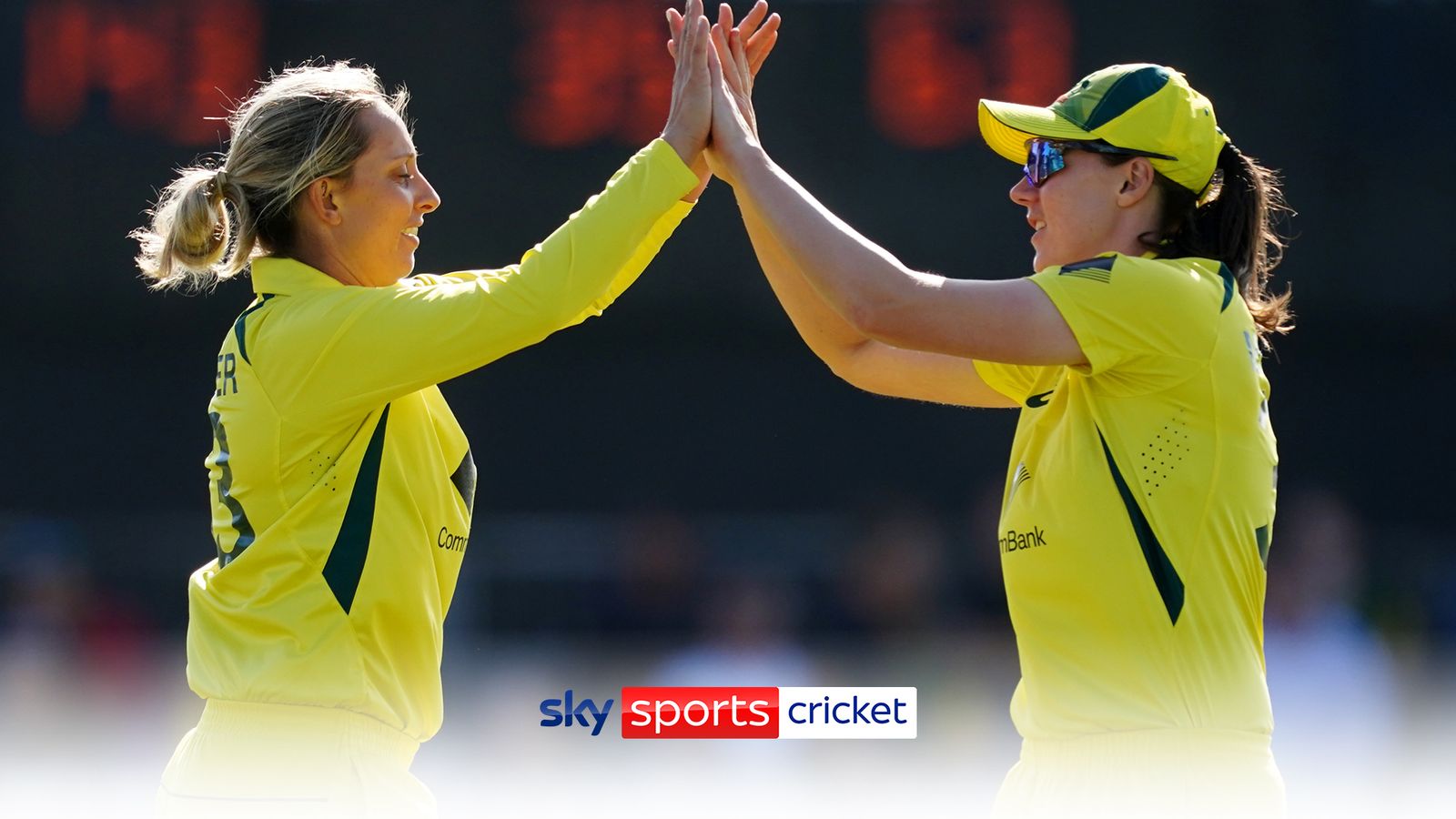 Ashleigh Gardner lures Alice Capsey into being caught on the boundary ...