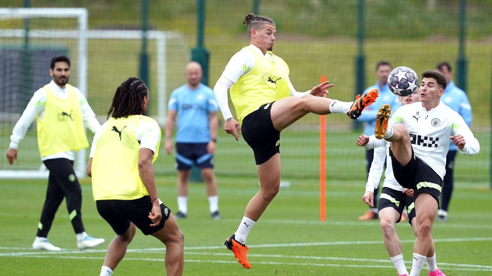 Kalvin Phillips opens up on difficult first season at Man City and ...