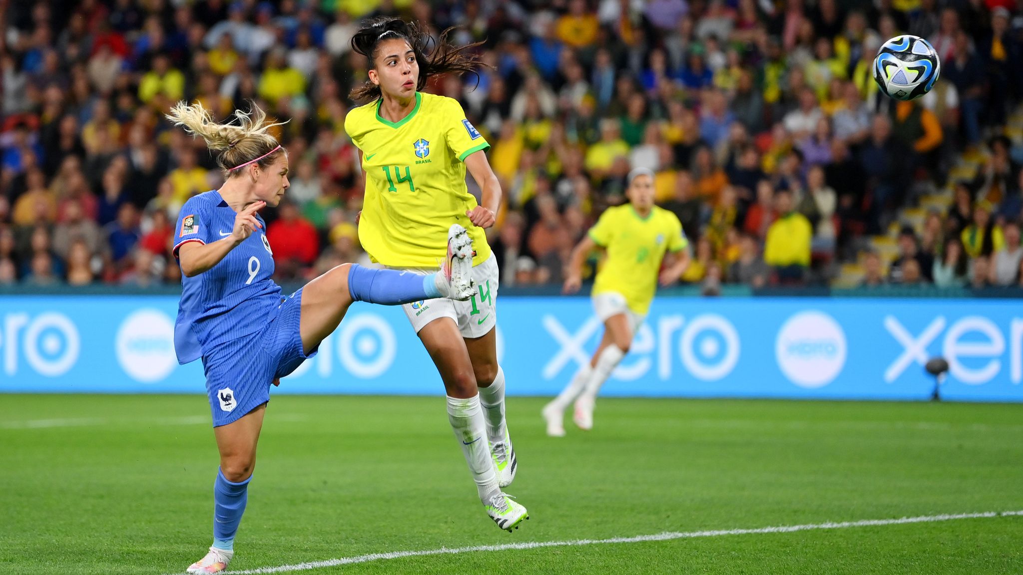 France 2-1 Brazil: Wendie Renard's late header sends Les Bleues top of ...