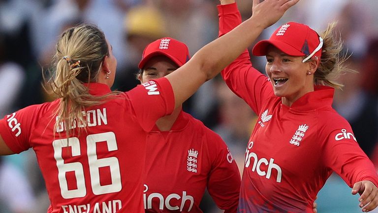 Women's Ashes: Danni Wyatt's 76 sets up England win in second T20I vs ...