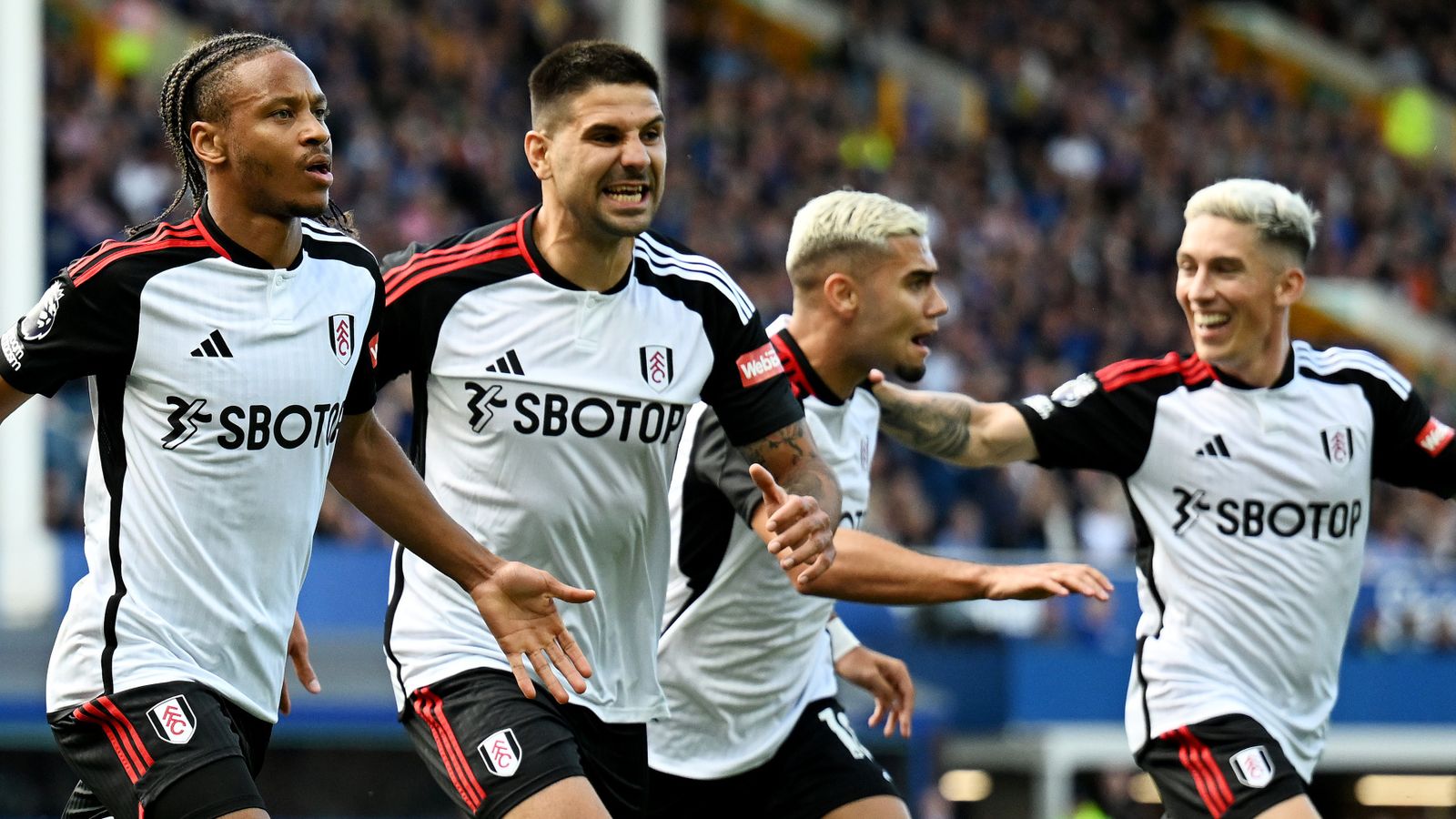 Everton 0-1 Fulham highlights | Football News | Sky Sports