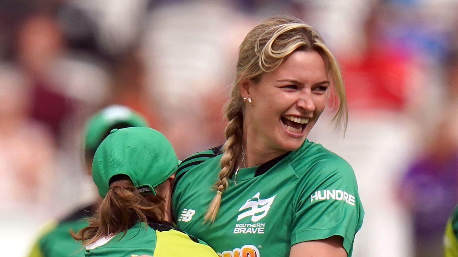 Women's Big Bash returns on Sky Sports with number of England players ...