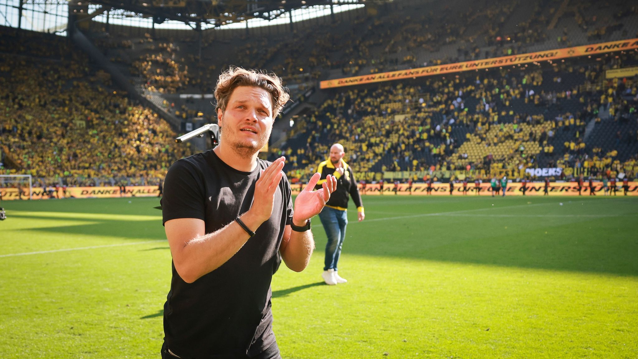 Borussia Dortmund must go again in Bundesliga title race, says Roman ...