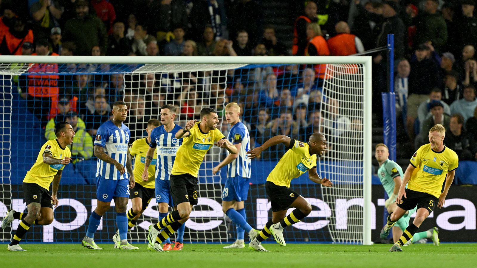 Brighton 2 - 3 AEK Athens - Match Report & Highlights