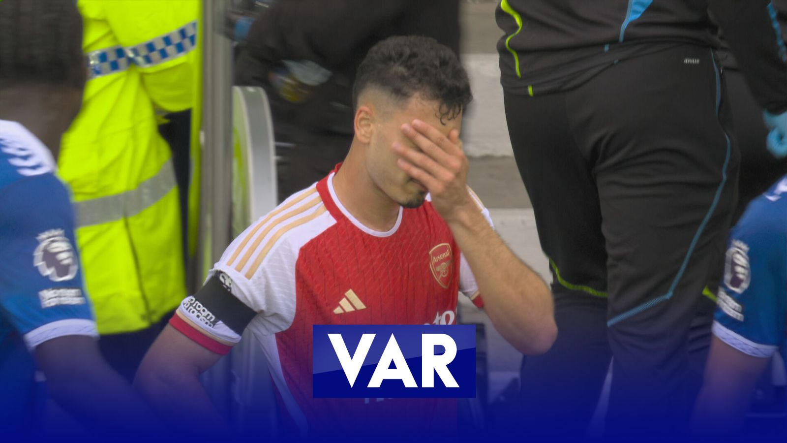 Arsenal's Gabriel Martinelli injured while scoring goal ruled out by ...