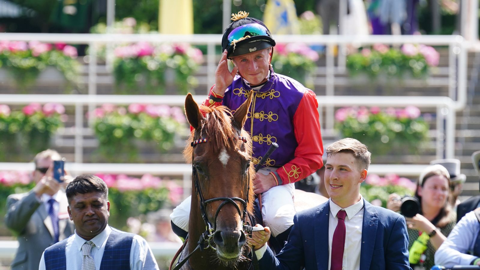 St Leger live on Sky Sports Racing: Royal hope Desert Hero among nine ...