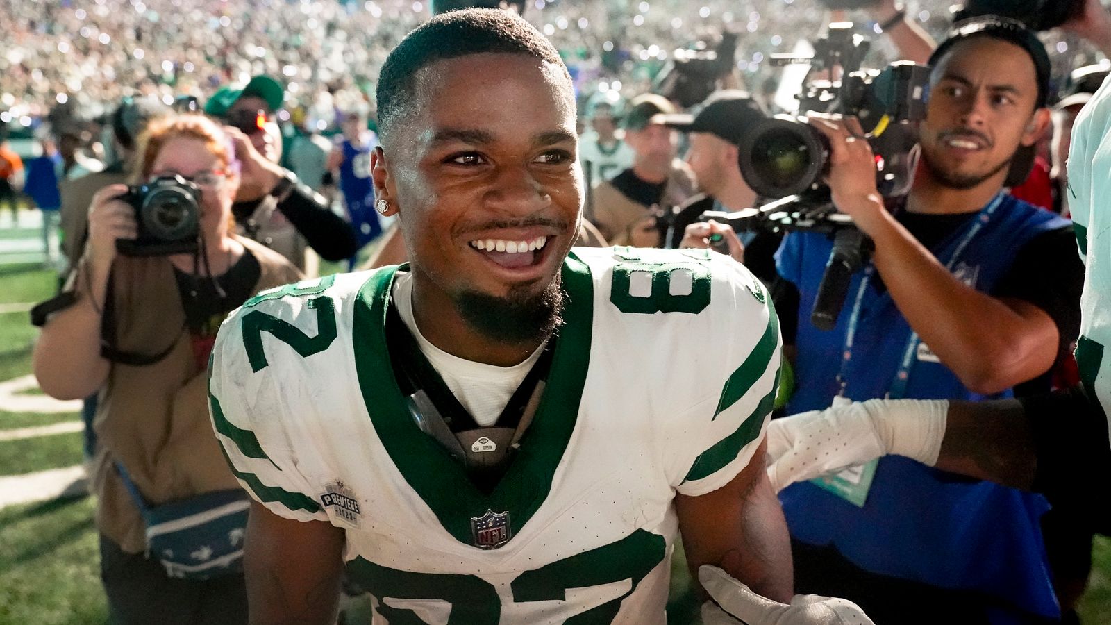 Buffalo Bills 16-22 New York Jets: New York Jets lose Aaron Rodgers to ...