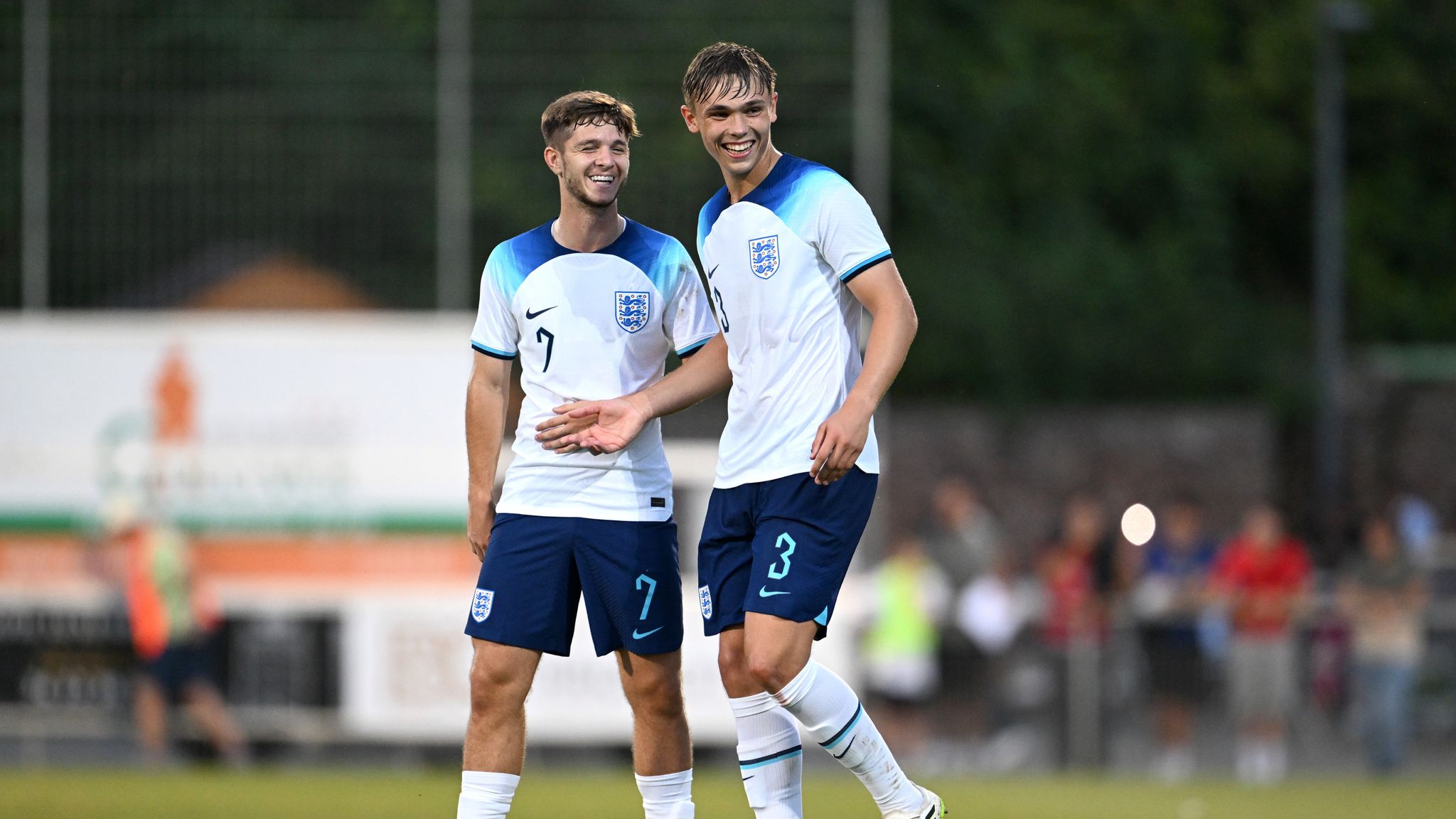 Luxembourg U21 0 - 3 England U21 - Match Report & Highlights