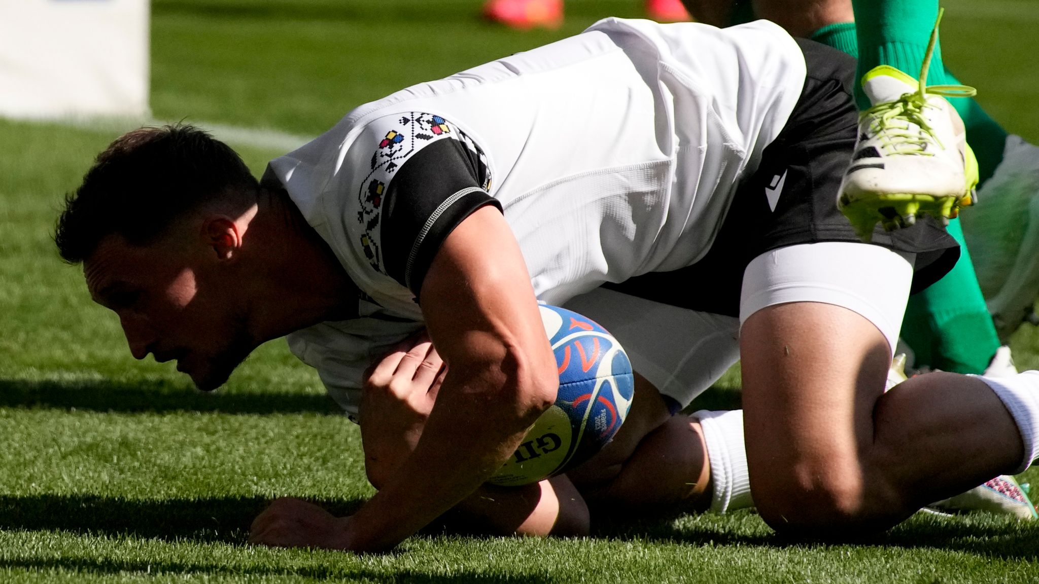 Ireland 82-8 Romania: Johnny Sexton stars on return as Irish romp to ...