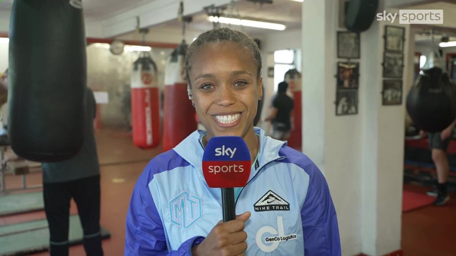Natasha Jonas makes history by becoming first Black female boxing ...
