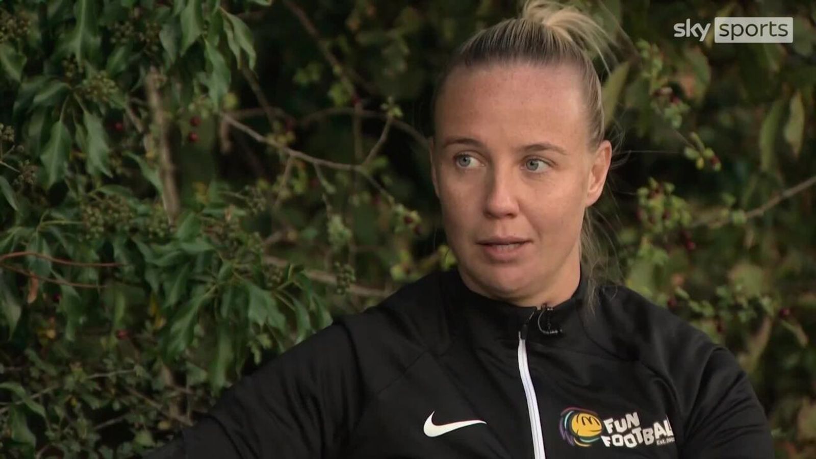 Beth Mead and Viv Miedema: Arsenal duo discuss new docuseries Step by ...