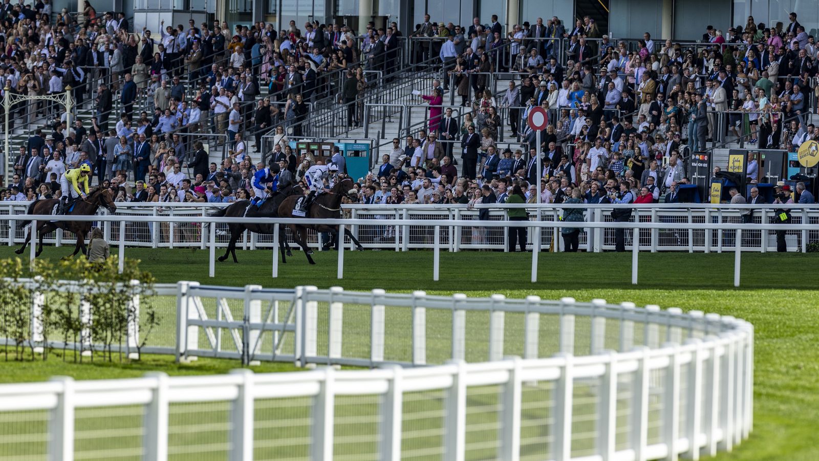 Howden Challenge Cup: Atrium lunges late to deny Popmaster in Ascot thriller as Al Qareem wins ...