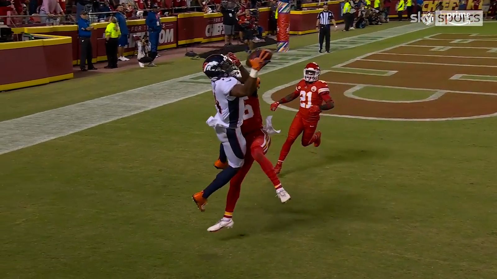 Is this TD of the season so far? Courtland Sutton's incredible one ...