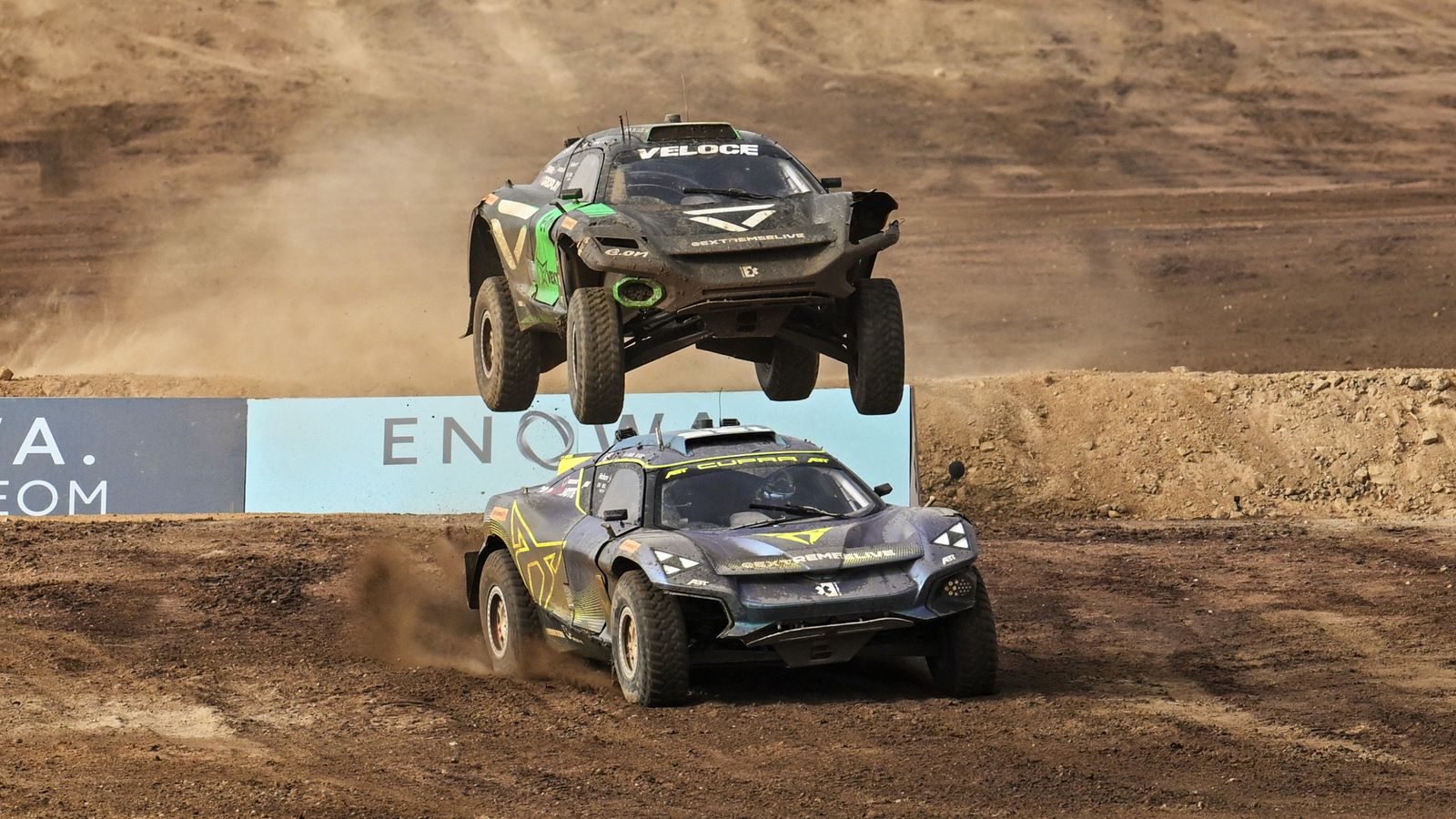 Extreme E: How all-electric racing series combats the climate crisis ...