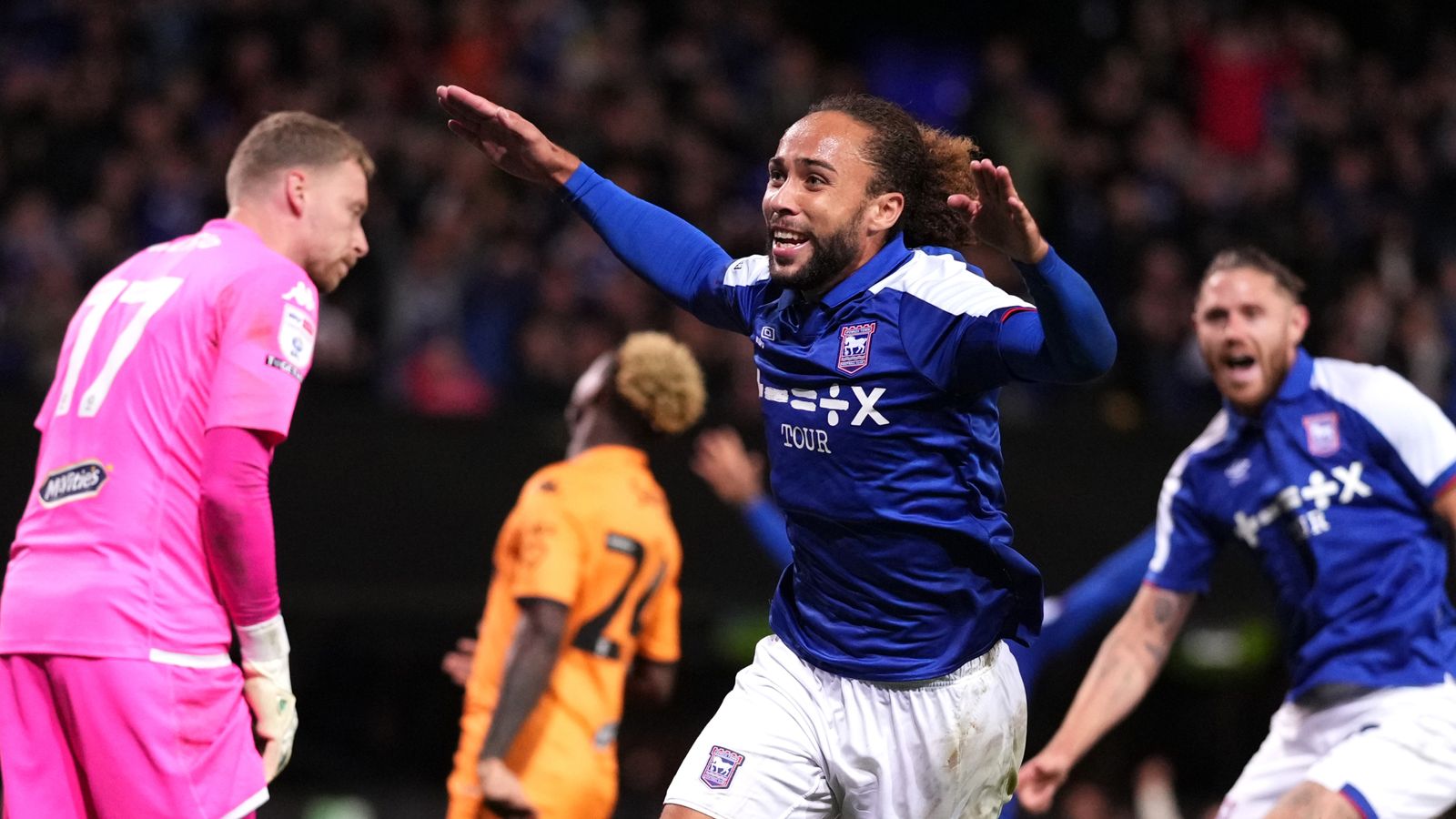 EFL goals and round-up: Ipswich on top | Southampton, WBA win ...