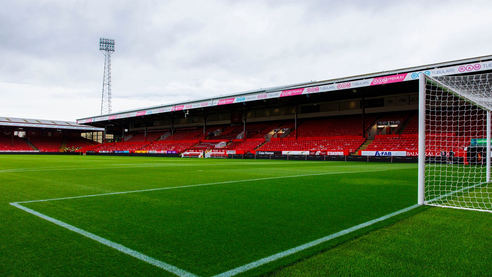 SPFL: Storm Babet forces Aberdeen v Dundee, St Johnstone v Motherwell, Ross County v St Mirren ...