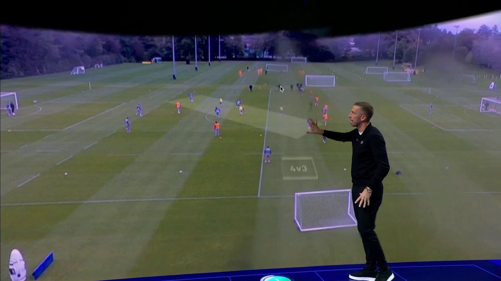 Wolves manager Gary O'Neil explains how his tactics helped beat Man ...