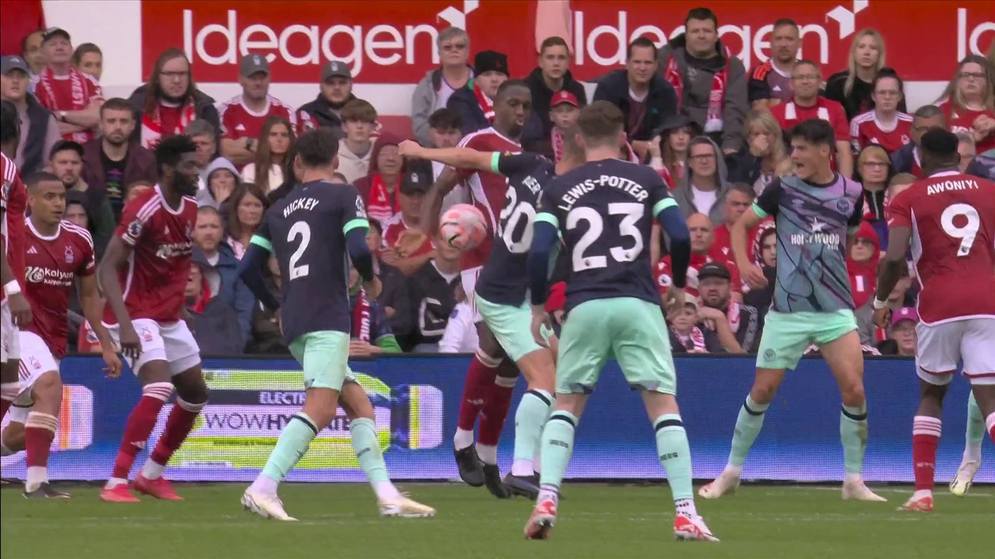 VAR in the spotlight again: The contentious decisions in Nottingham ...