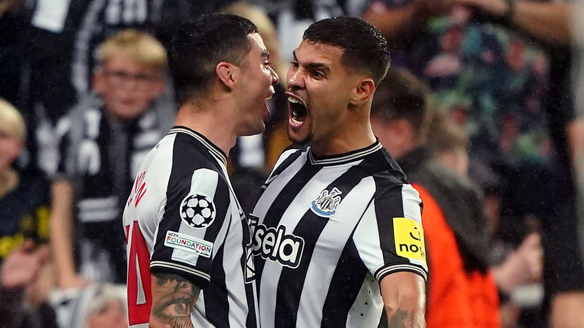 Newcastle 4-1 PSG: Fabian Schar's long-range stunner caps historic ...