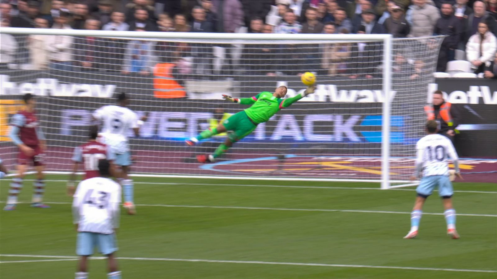 Stunning Alphonse Areola stop keeps West Ham in front | Football News ...