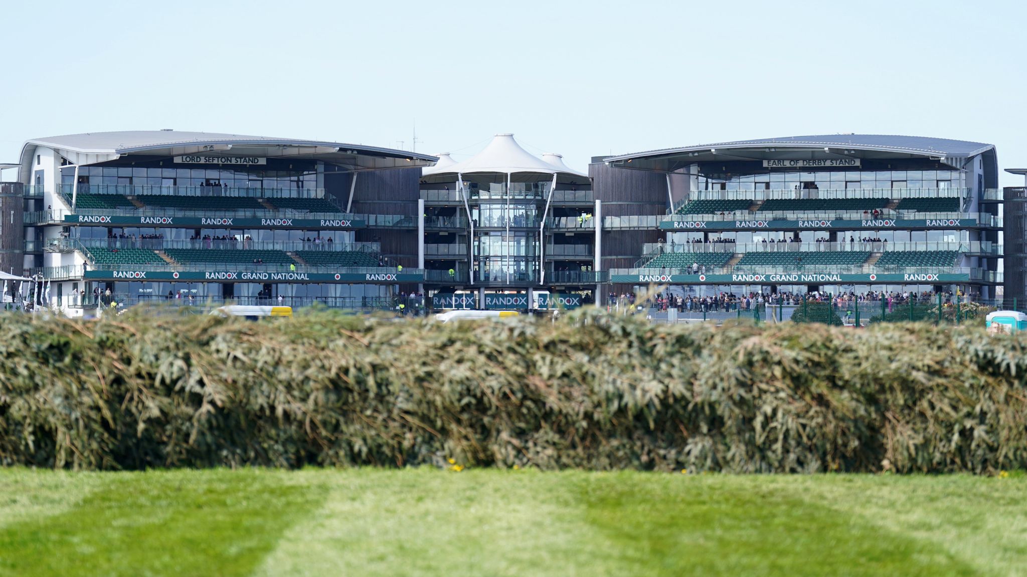 Grand National start time: Aintree spectacle moved to 4pm as Corach ...