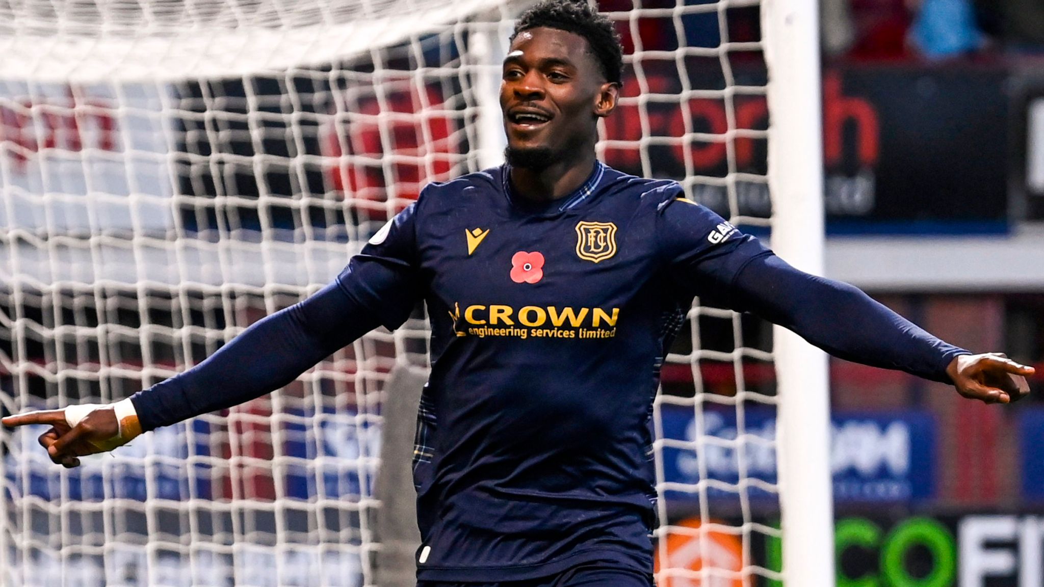 Dundee 4-0 St Mirren: Amadou Bakayoko scores twice as hosts thrash ...