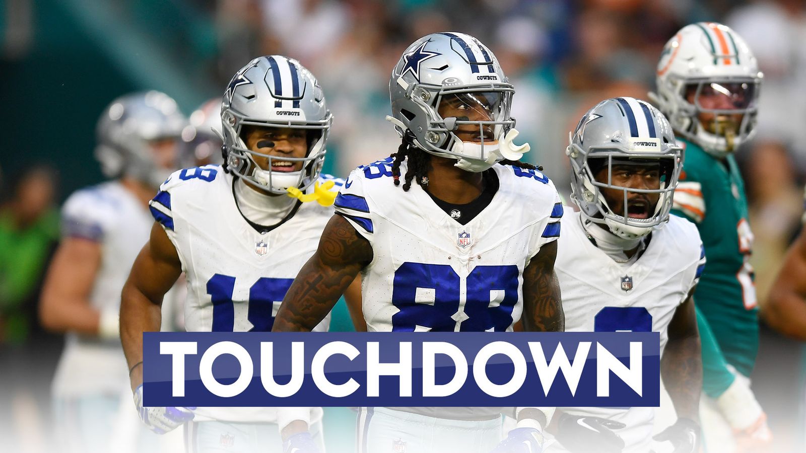 CeeDee Lamb takes hit and commits penalty without even playing in ...