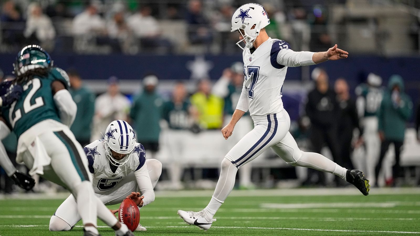 Philadelphia Eagles 13-33 Dallas Cowboys: Dak Prescott leads hosts to ...