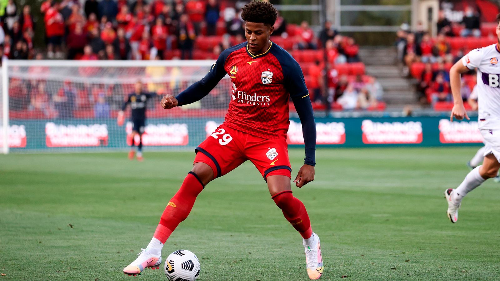 Kusini Yengi interview: Portsmouth's Australian import on his Socceroos ...